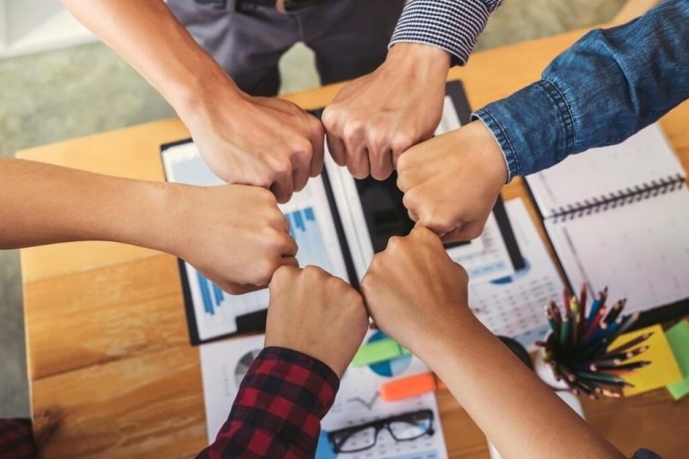 6 Methods to Step-Up Your Cross-Team Collaboration (2022)